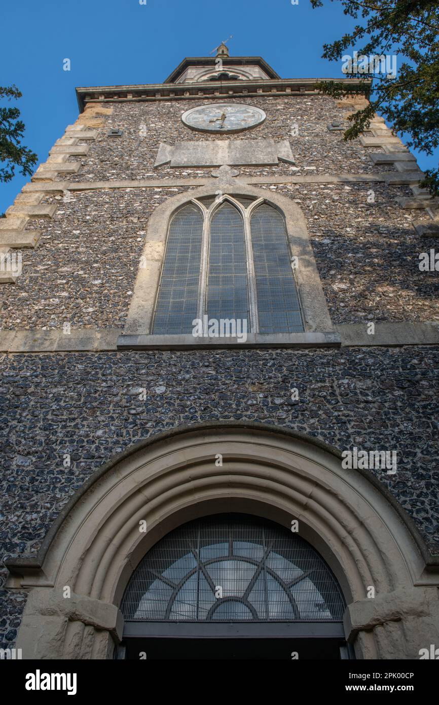 Exterior of St Peter's Church, Wallingford Stock Photo - Alamy