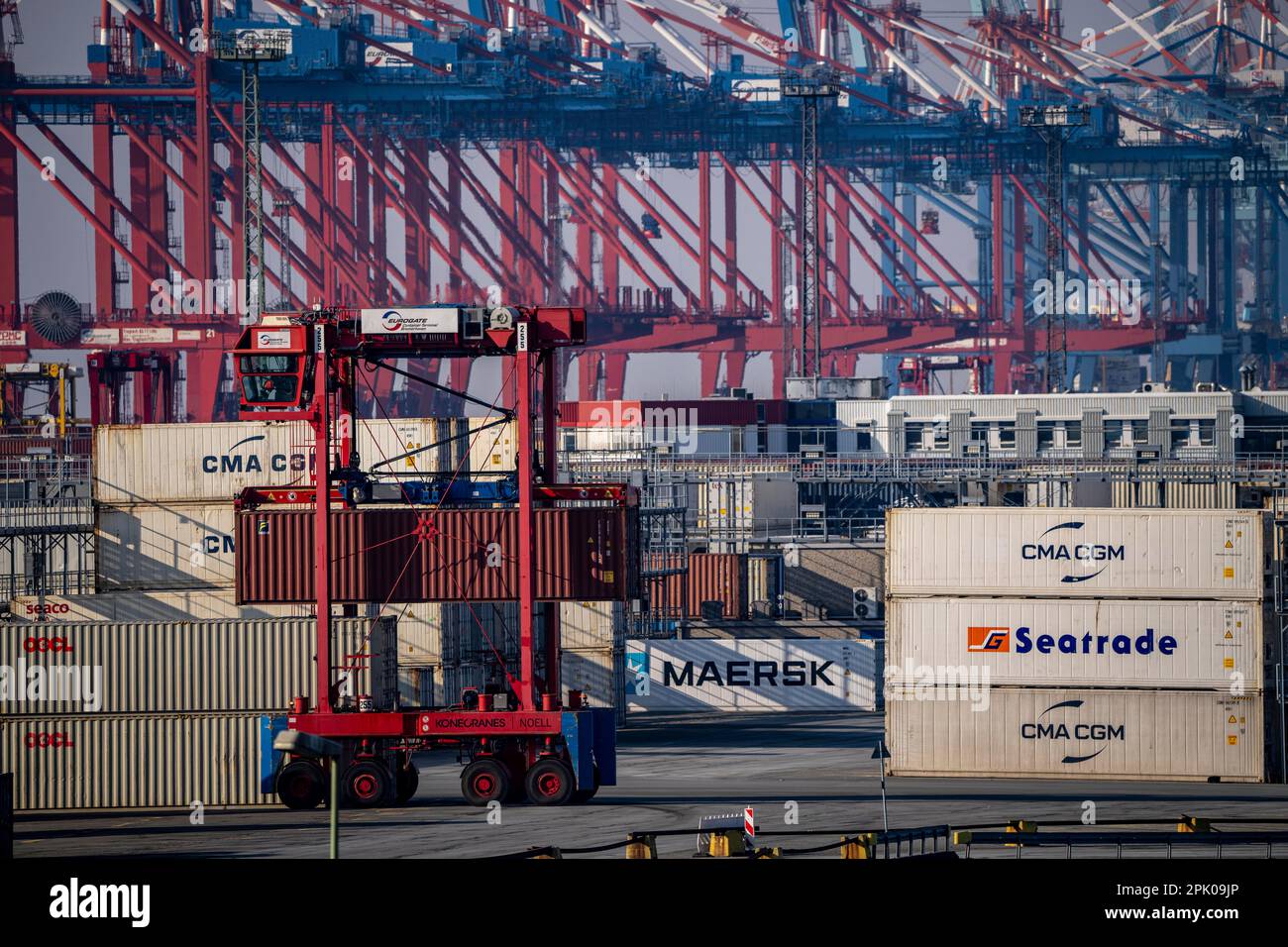 Container terminal in the seaport of Bremerhaven, Eurogate Container Terminal with almost 50 ...