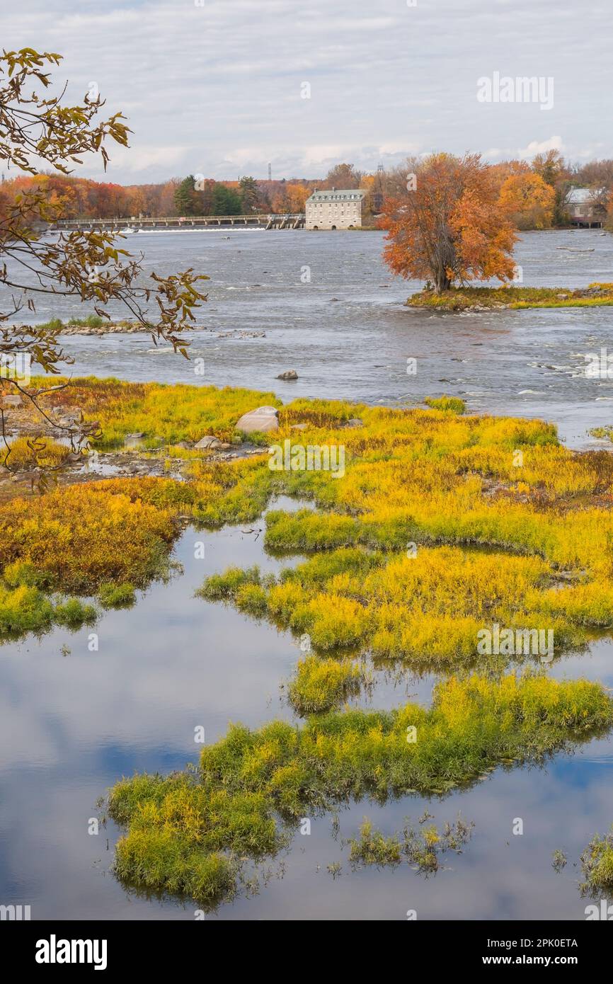 Mille-Iles river with view of new mill on ile des moulins in autumn ...