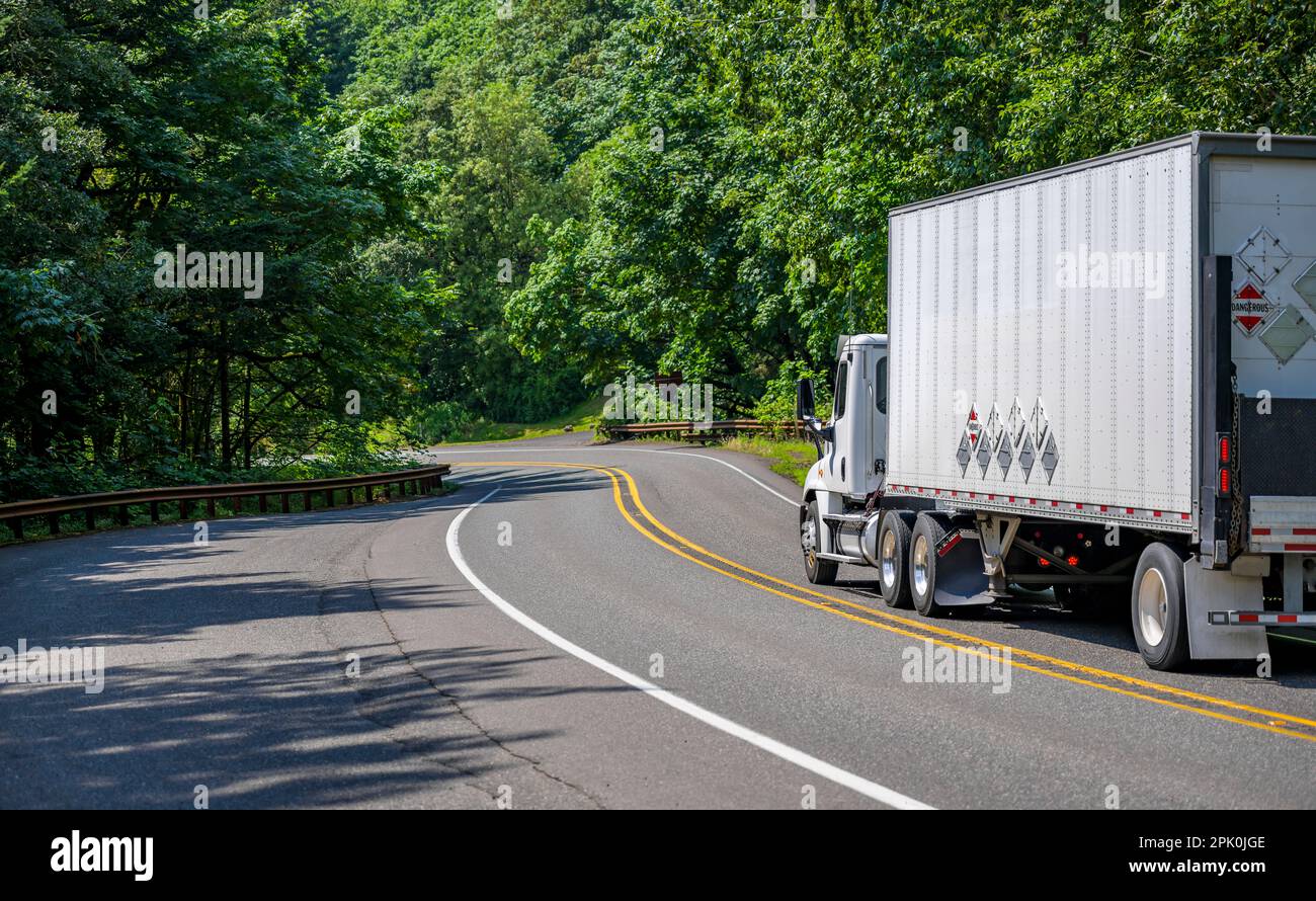 Day cab local freight big rig semi truck tractor transporting ...