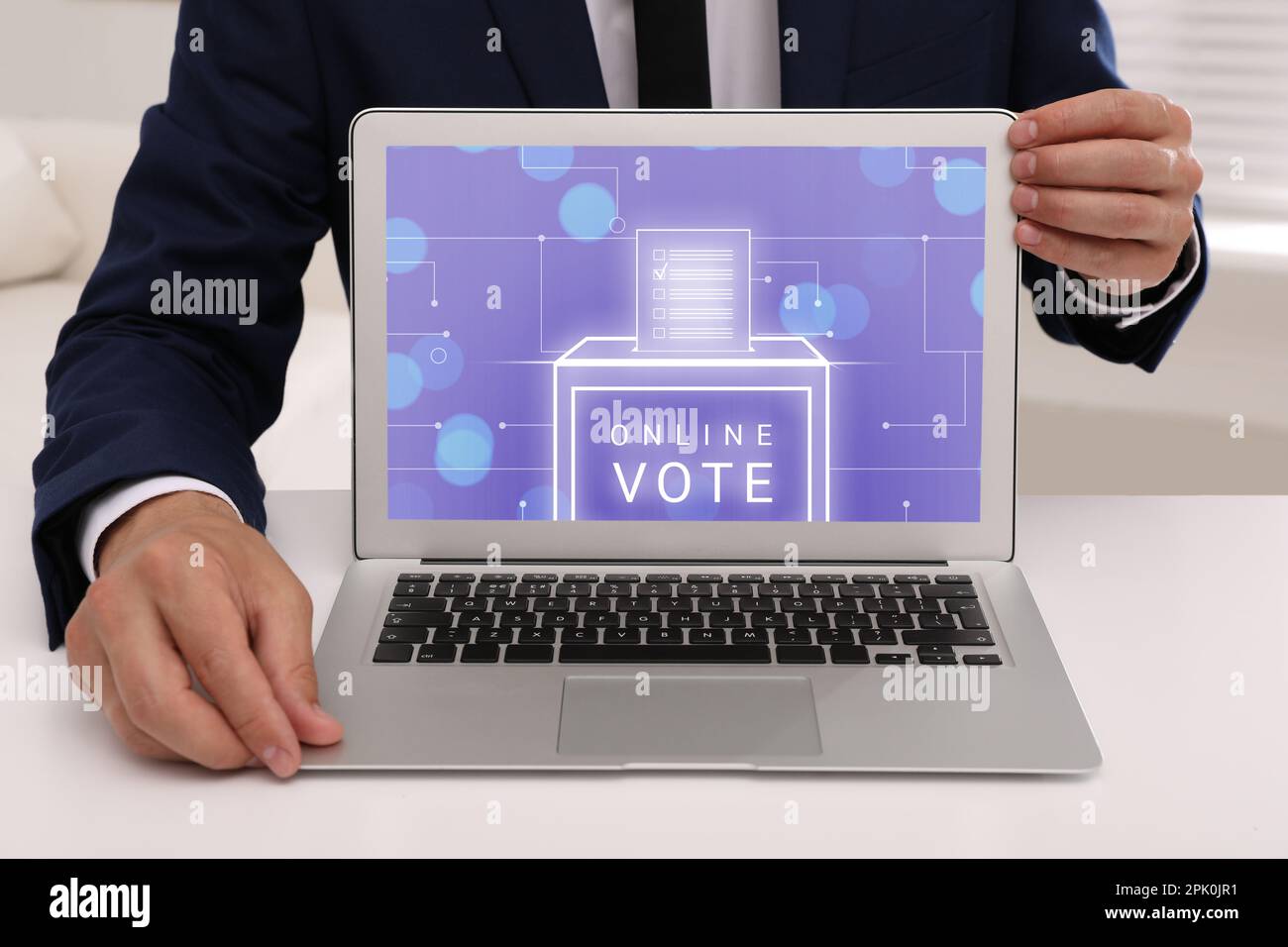 Voting device hi-res stock photography and images - Alamy