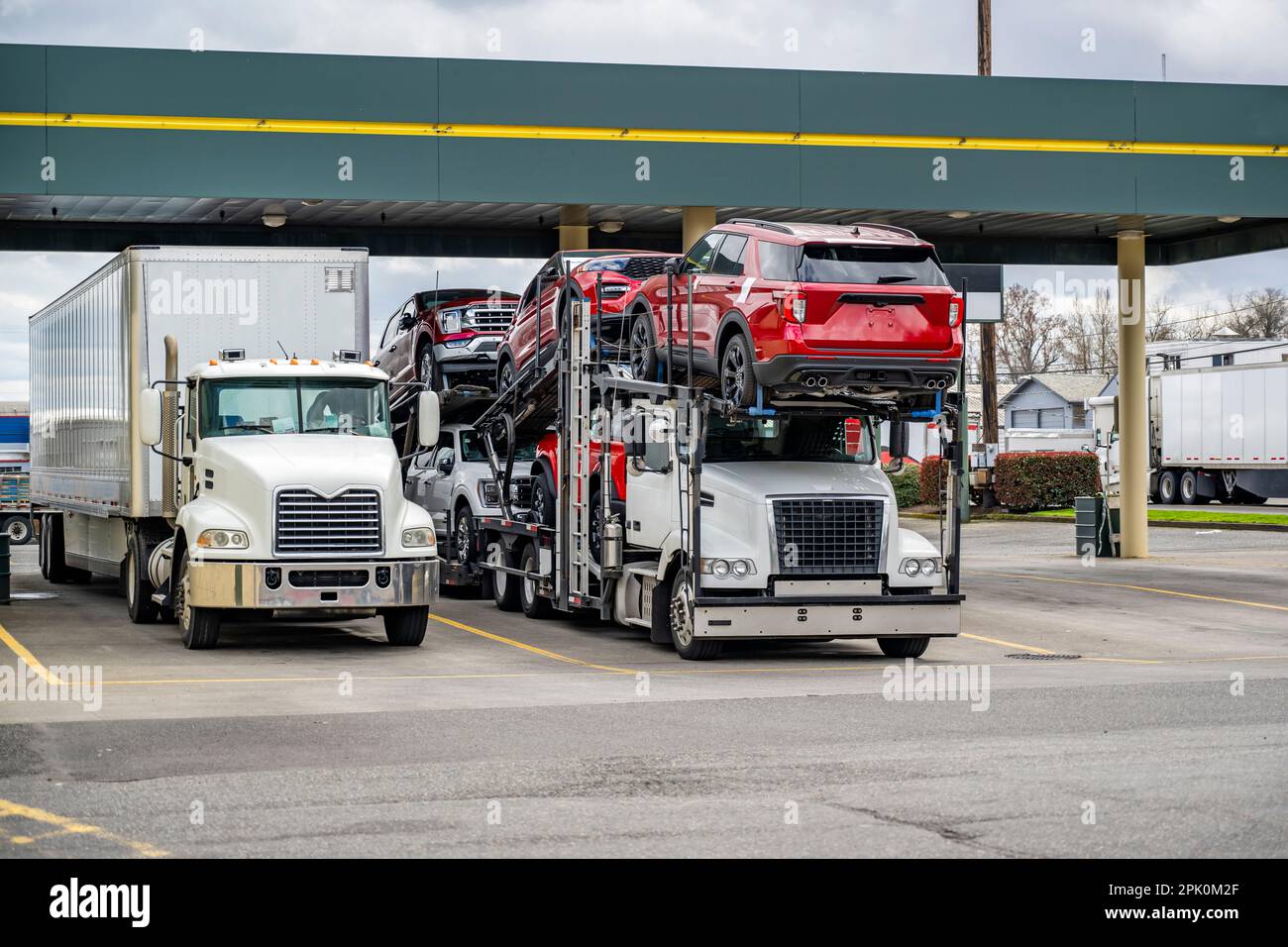 Tractor cabs hi-res stock photography and images - Alamy