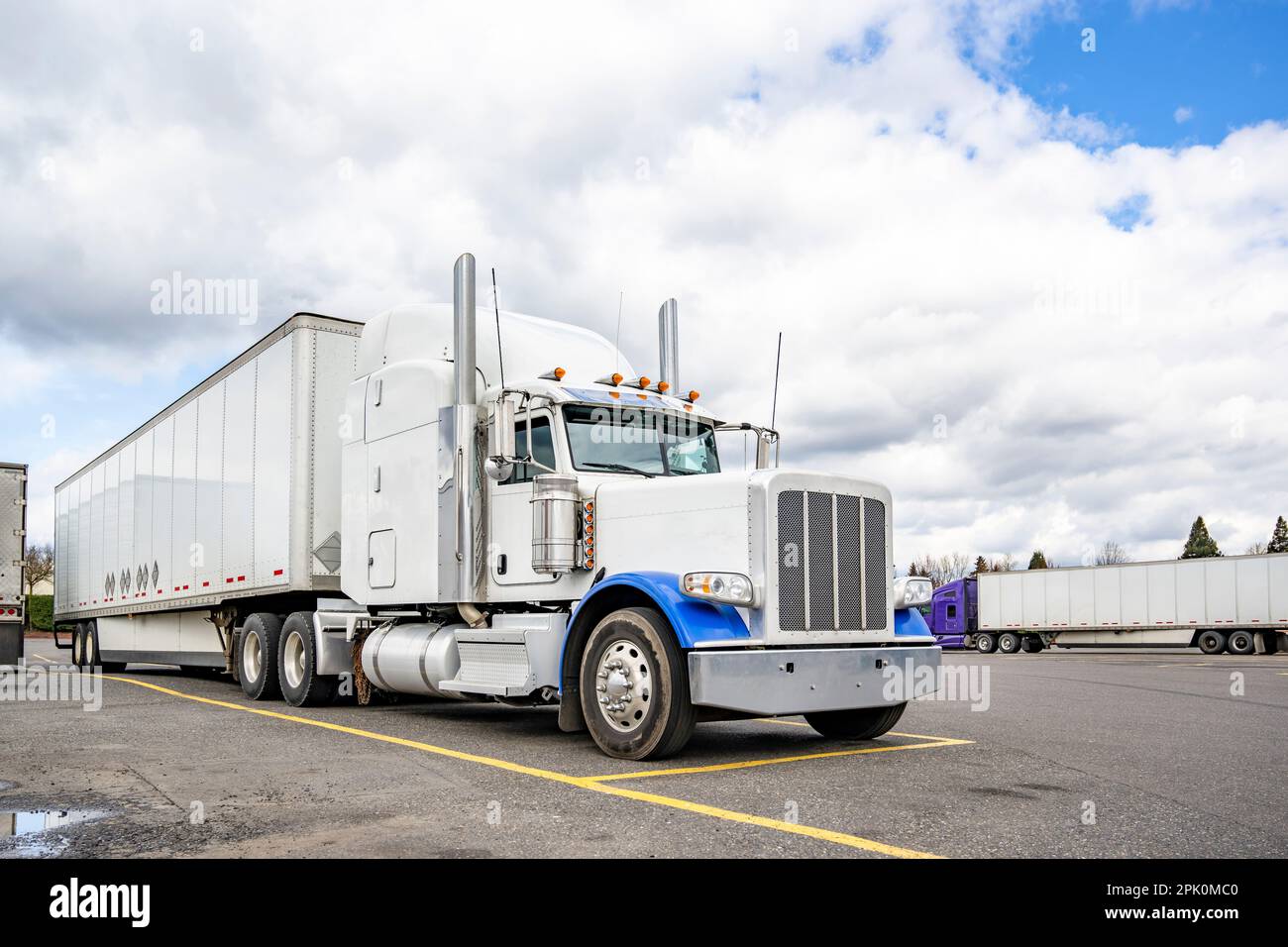 Industrial grade big rig American bonnet classic white semi truck with ...