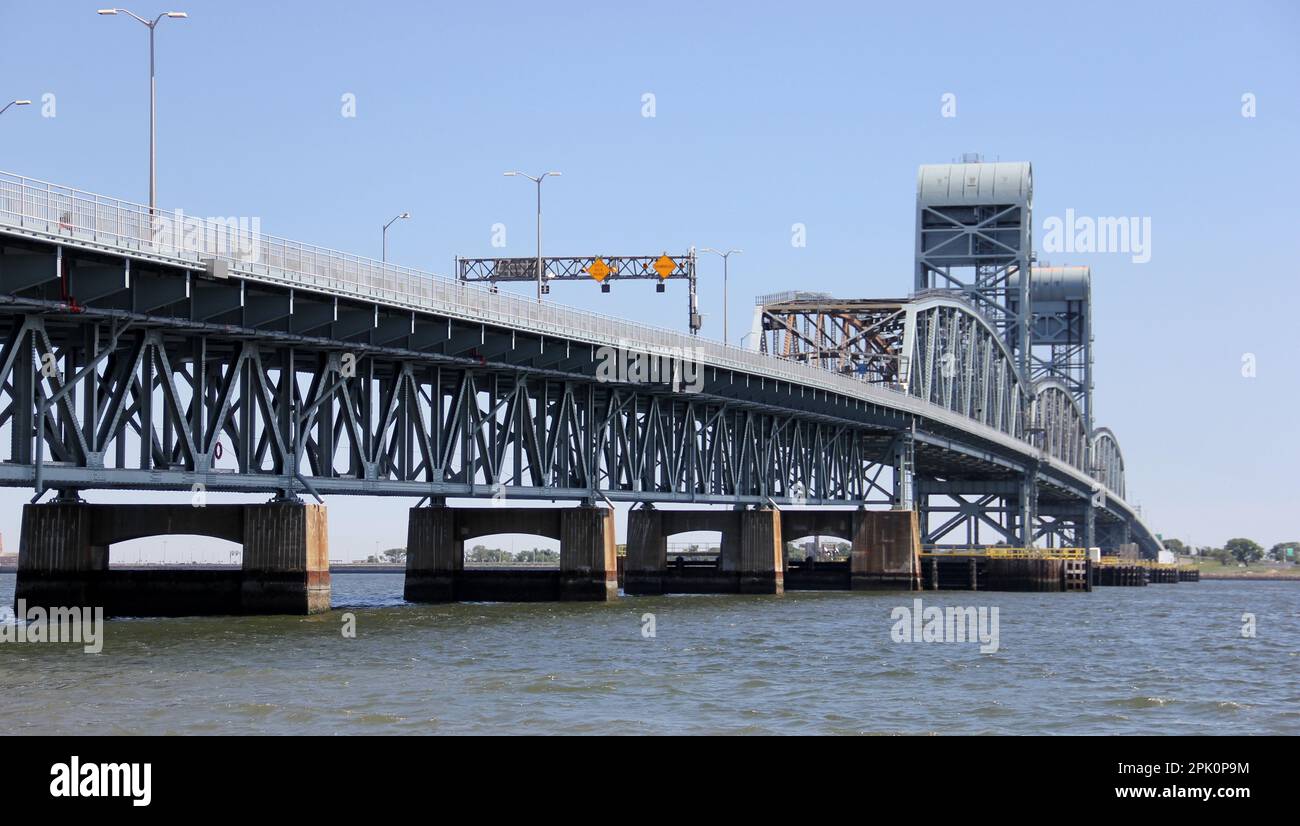 Marine ParkwayGil Hodges Memorial Bridge, across Rockaway Inlet, view ...