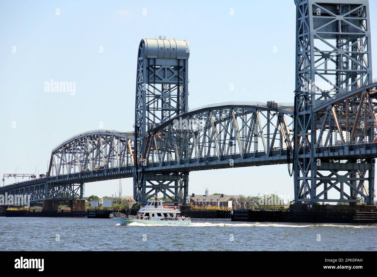 Marine ParkwayGil Hodges Memorial Bridge, across Rockaway Inlet, view ...