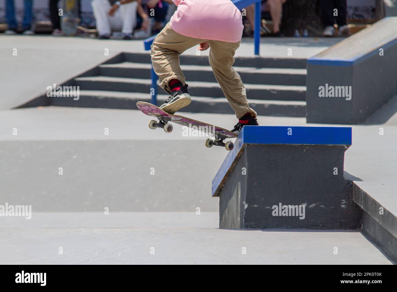 Legs performing skate trick hi-res stock photography and images - Alamy