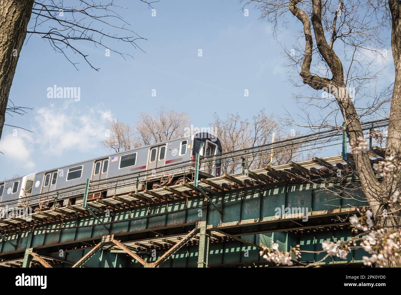 New york elevated railroad structure hi-res stock photography and ...