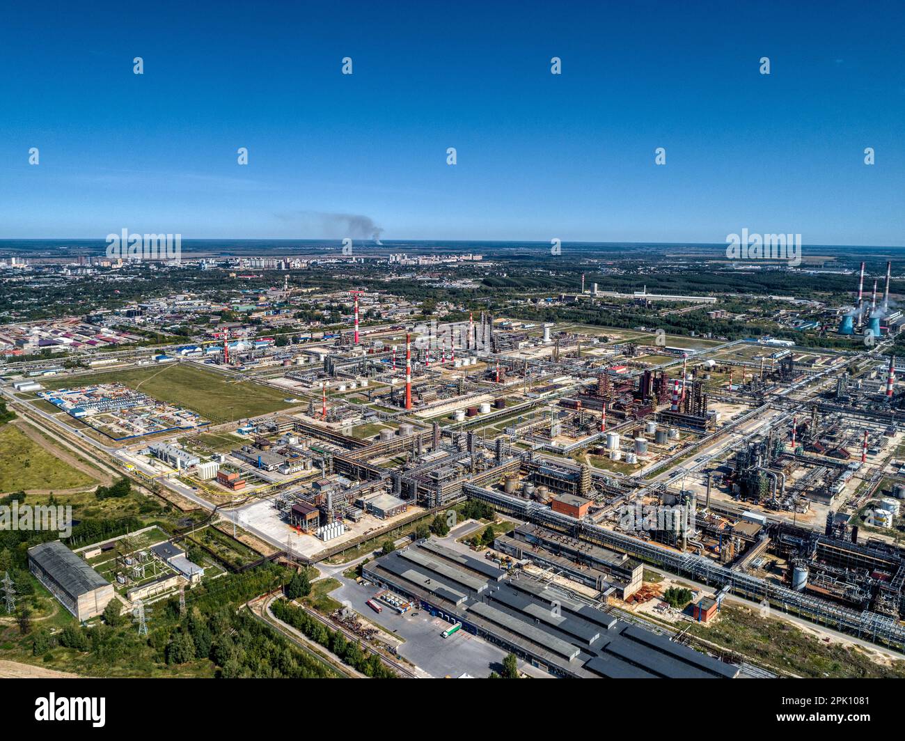Oil refinery with terminals for storage petroleum products Stock Photo ...