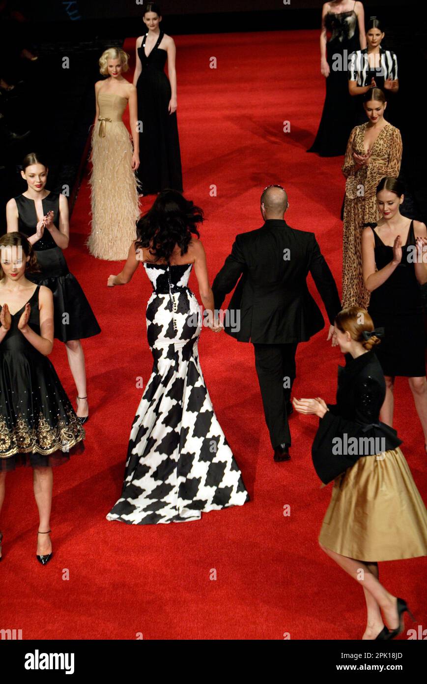 Megan Gale and designer Alex Perry at the David Jones department store ...