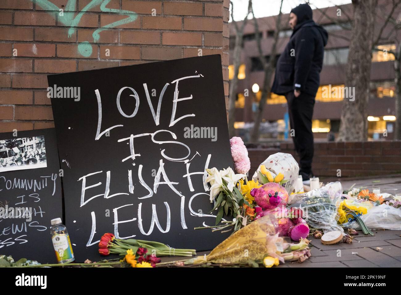 Seattle, USA. 4 Apr, 2023. Mario Dunham, Elijah Lewis’ brother, talks ...