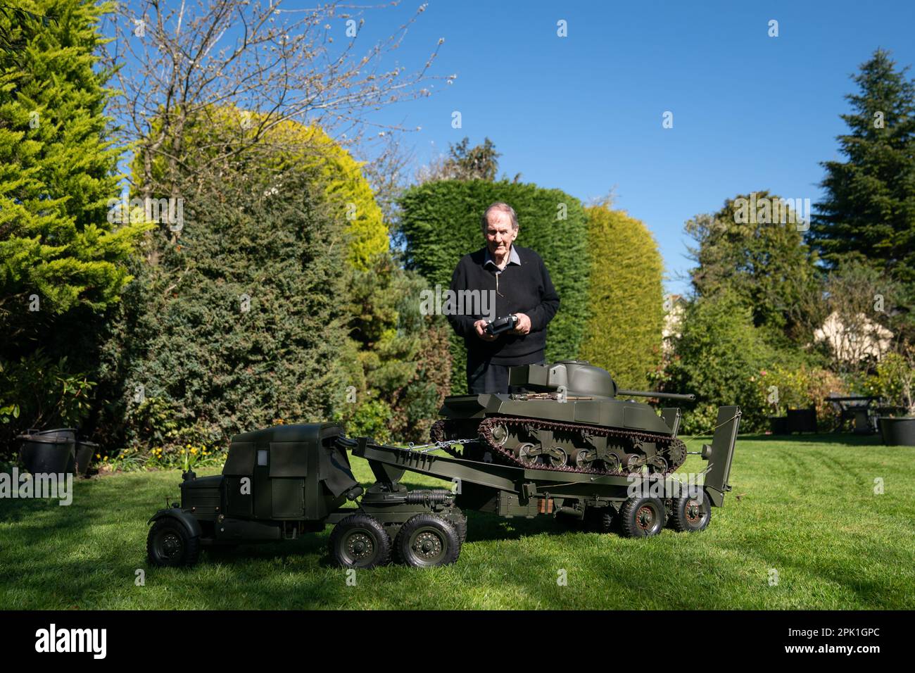 Saffron control hi-res stock photography and images - Alamy