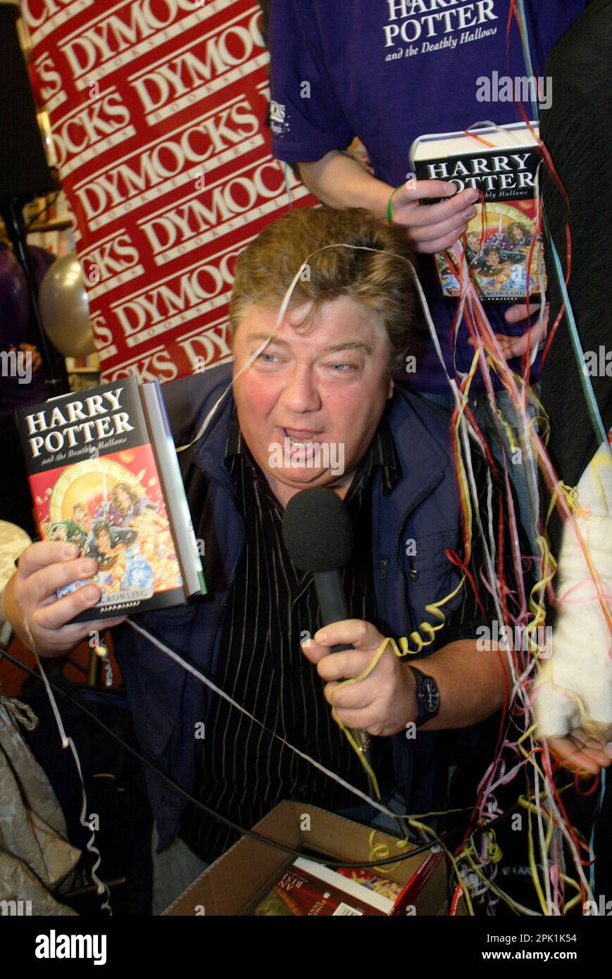 Jonathan Coleman at the Australian release of Harry Potter & The ...