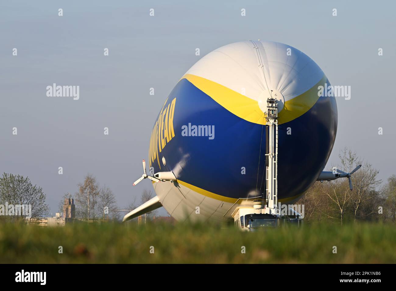 Observation airship hi-res stock photography and images - Alamy