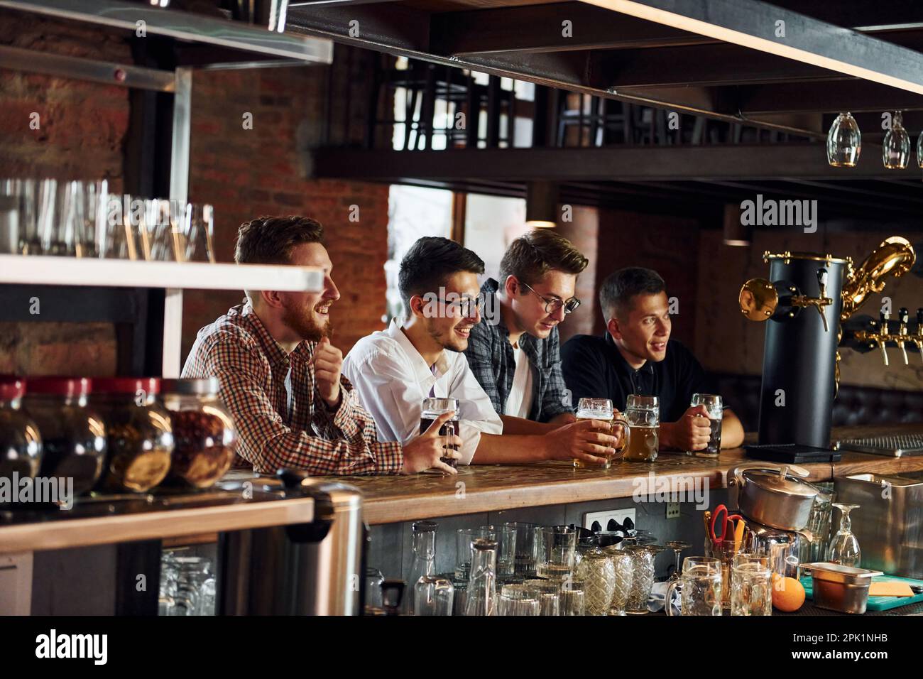 Football fans pub interior hi-res stock photography and images - Alamy