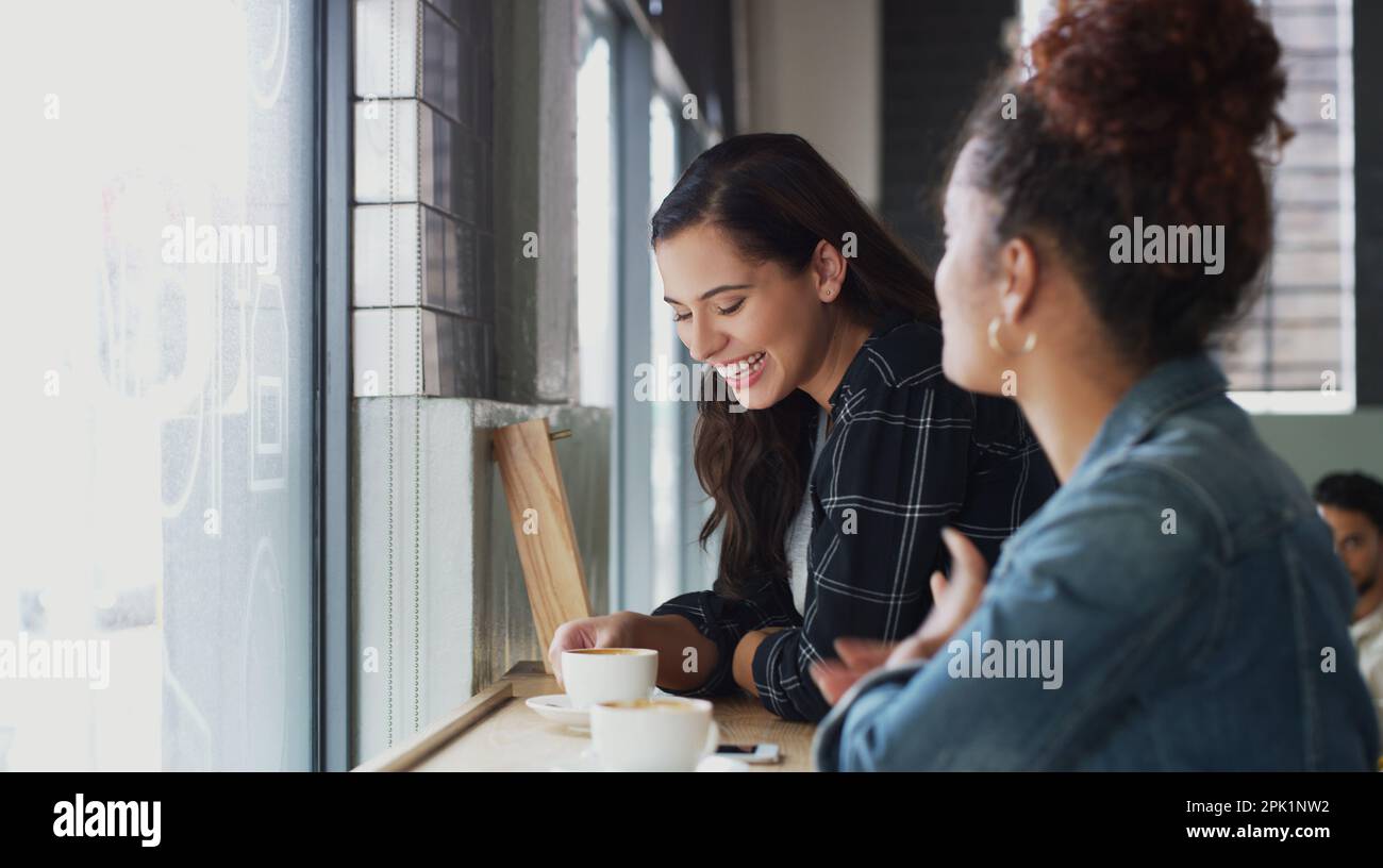 Diverse friends hanging out cafe hi-res stock photography and images ...