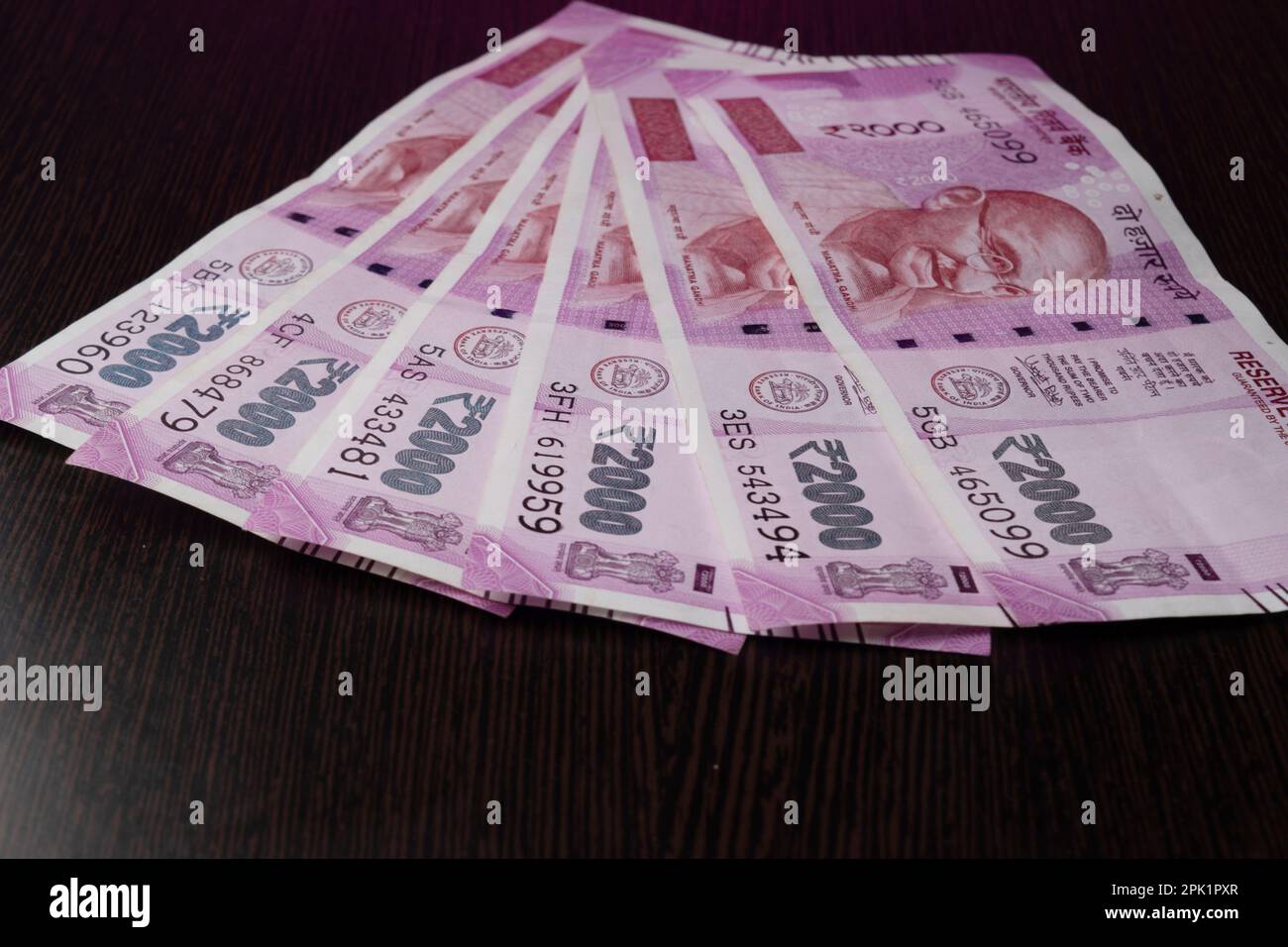 2000 rupee note hi-res stock photography and images - Alamy