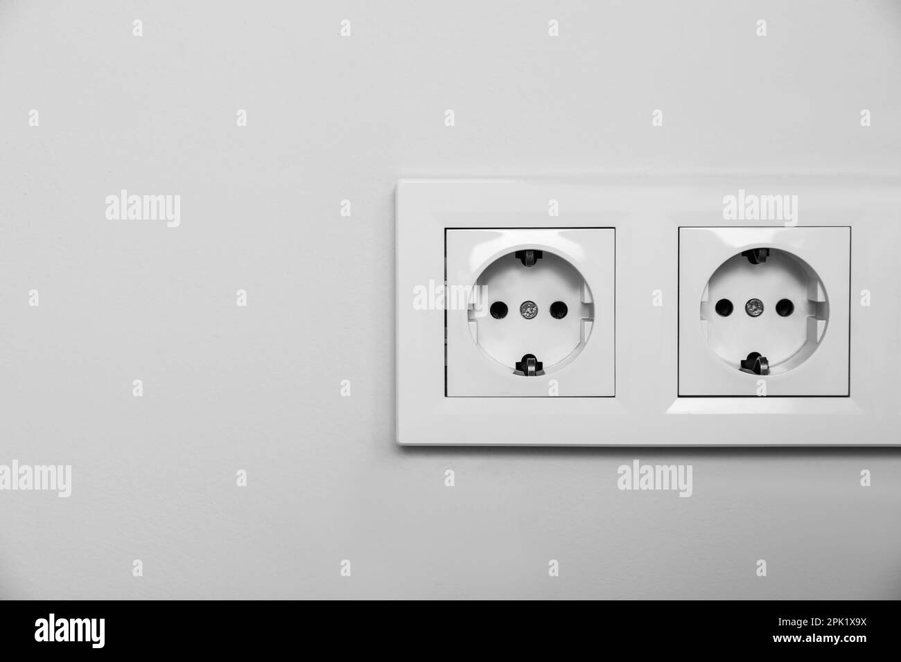 Installing socket Black and White Stock Photos & Images - Alamy