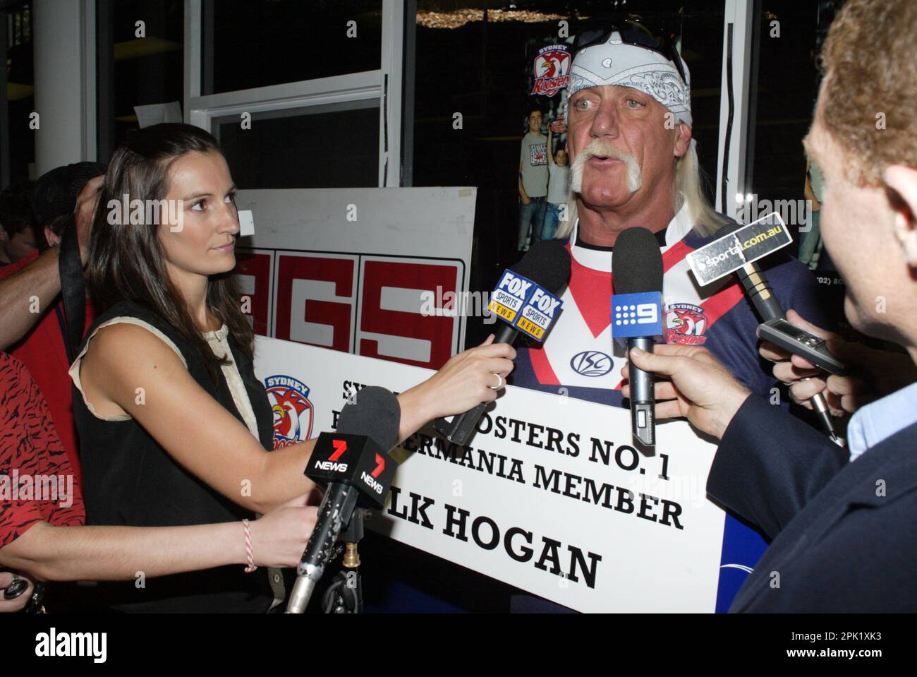 Hulk Hogan visits the Sydney Roosters rugby team at Sydney Football ...