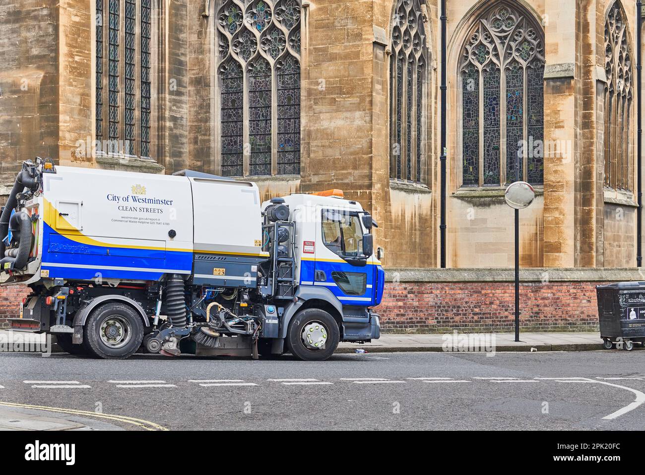 Street cleaning vehicle, Westminster, London, England Stock Photo - Alamy