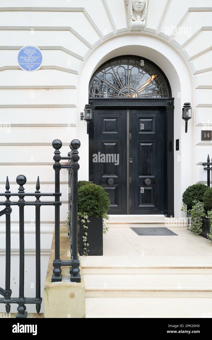 Blue plaque, by English Heritage, to commemorate the Morgan brothers ...