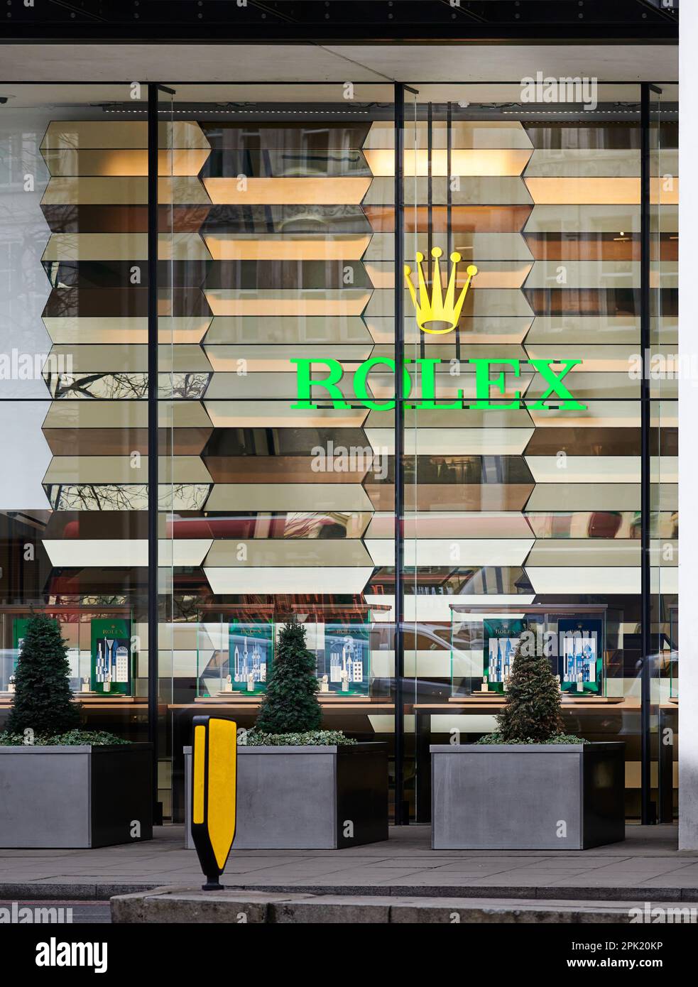 Rolex watch shop, London, England Stock Photo - Alamy
