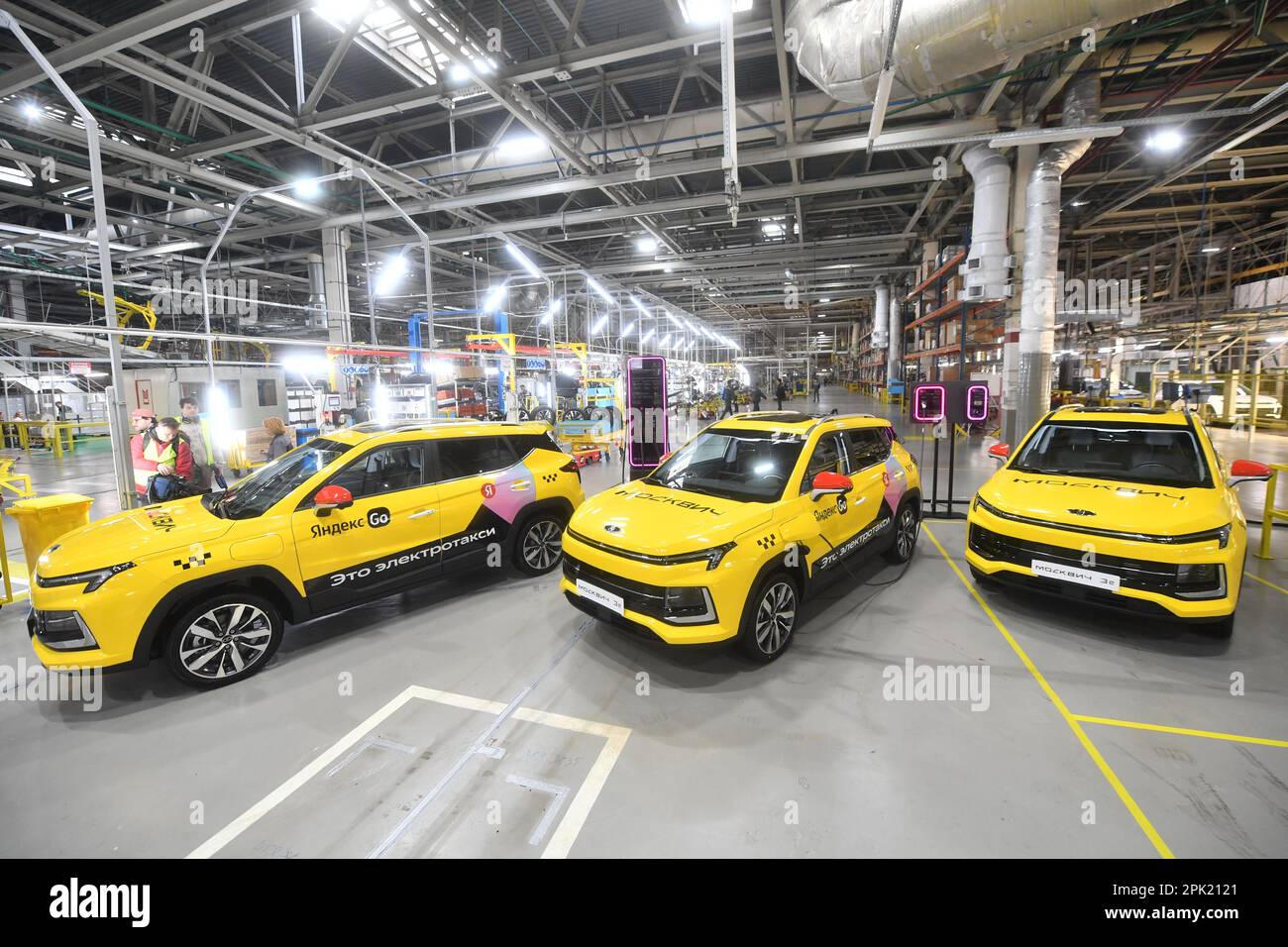 'Moscow. New electric vehicles 'Moskvich 3e' for electric taxis are ...