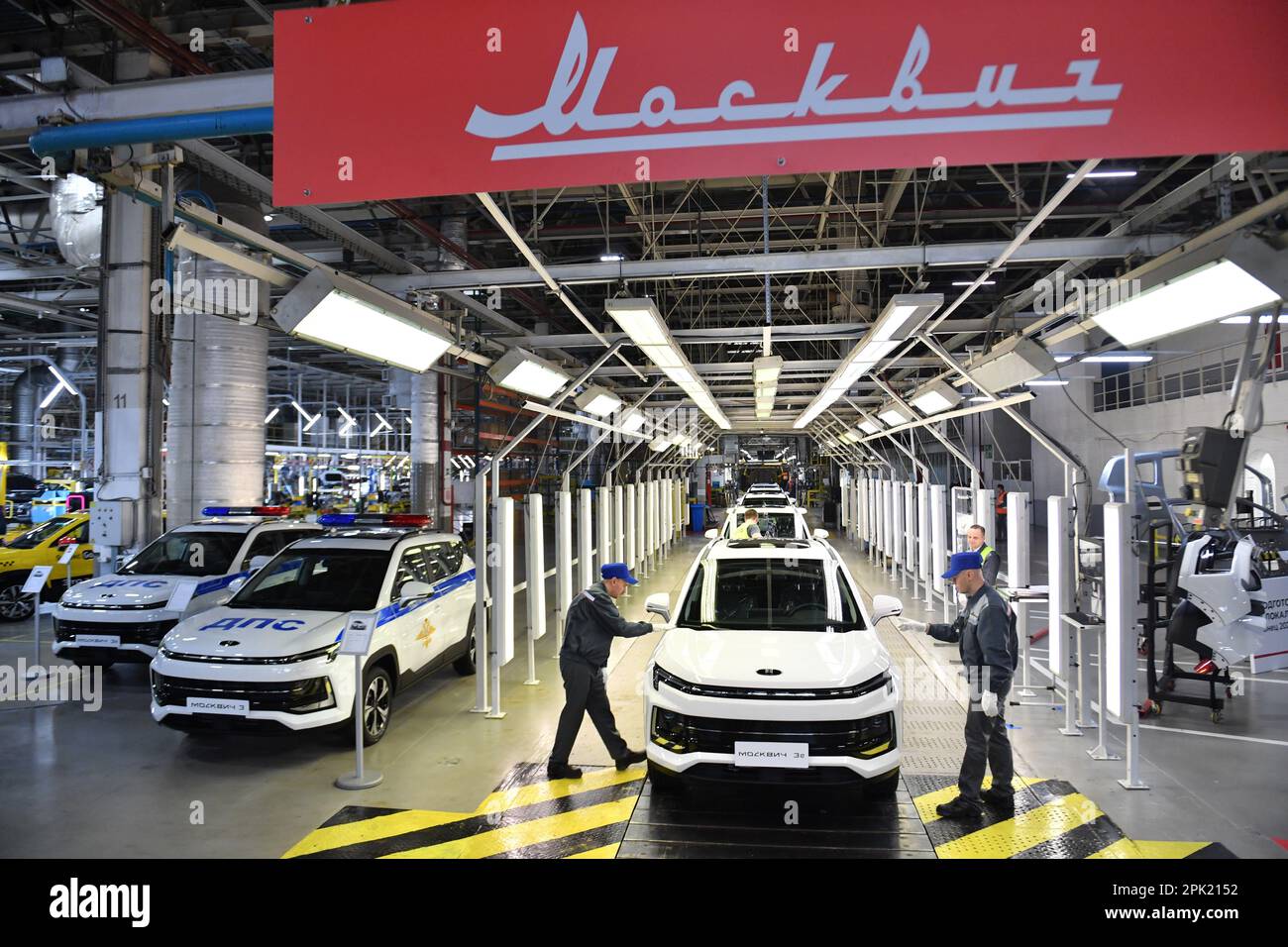 'Moscow. New crossovers 'Moskvich 3' for traffic police (left) and ...