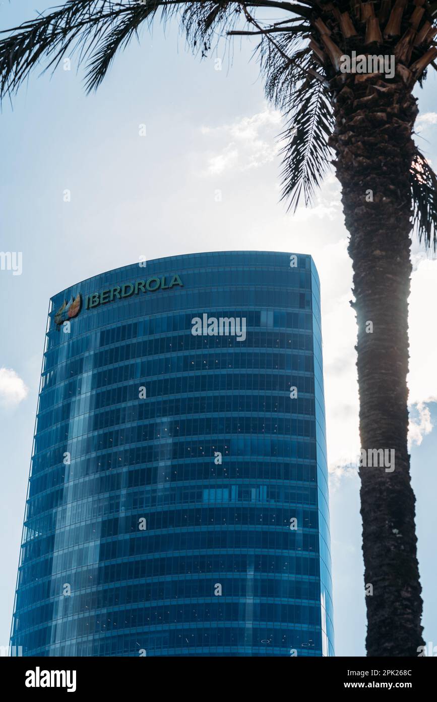 Iberdrola headquarters office tower hi-res stock photography and images ...
