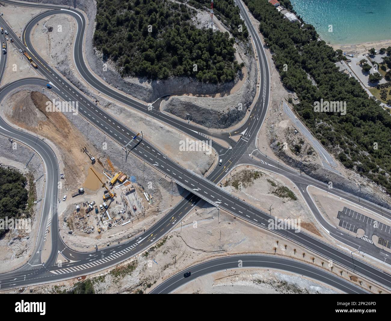 Aerial view of the traffic junction Prapratno. Access roads to the ...