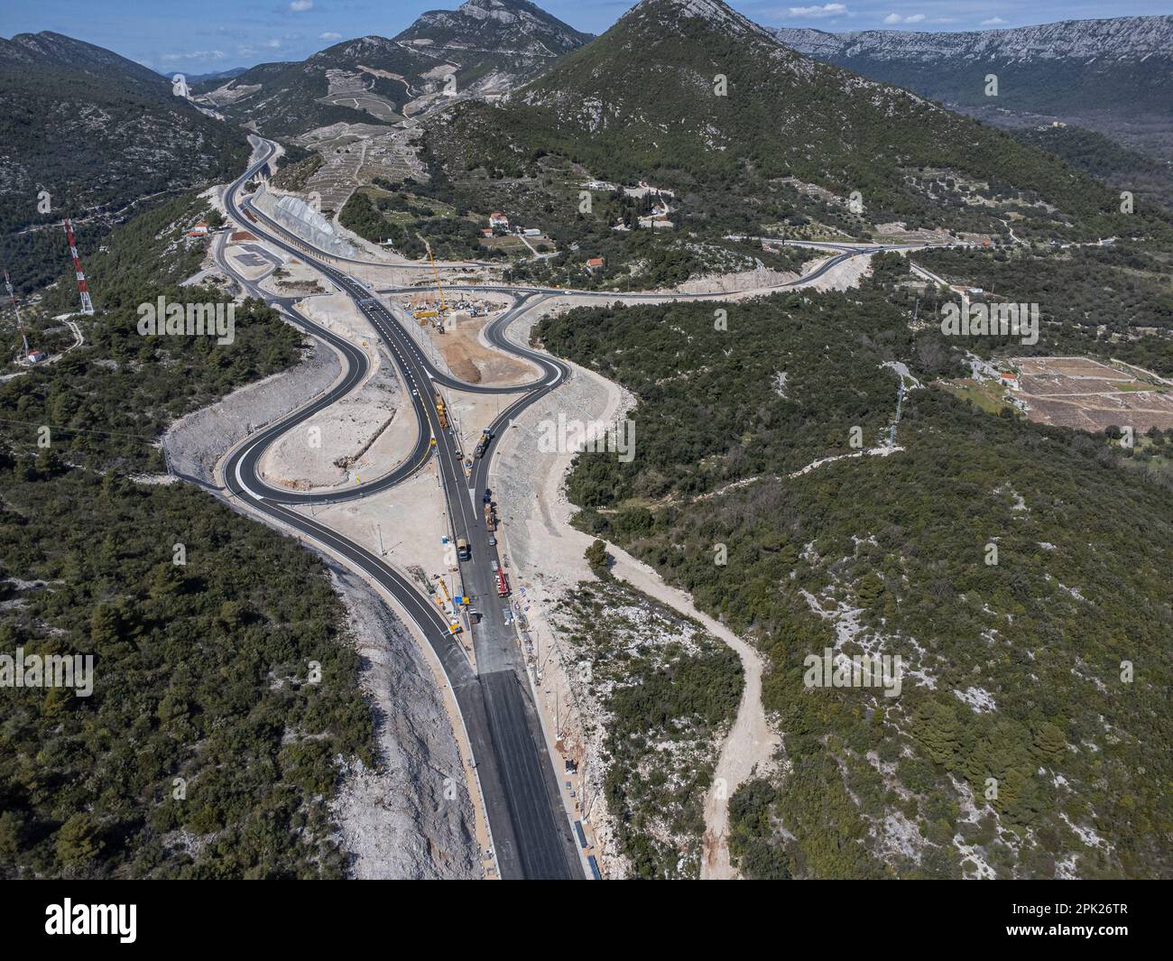 Aerial view of the traffic junction Prapratno. Access roads to the ...