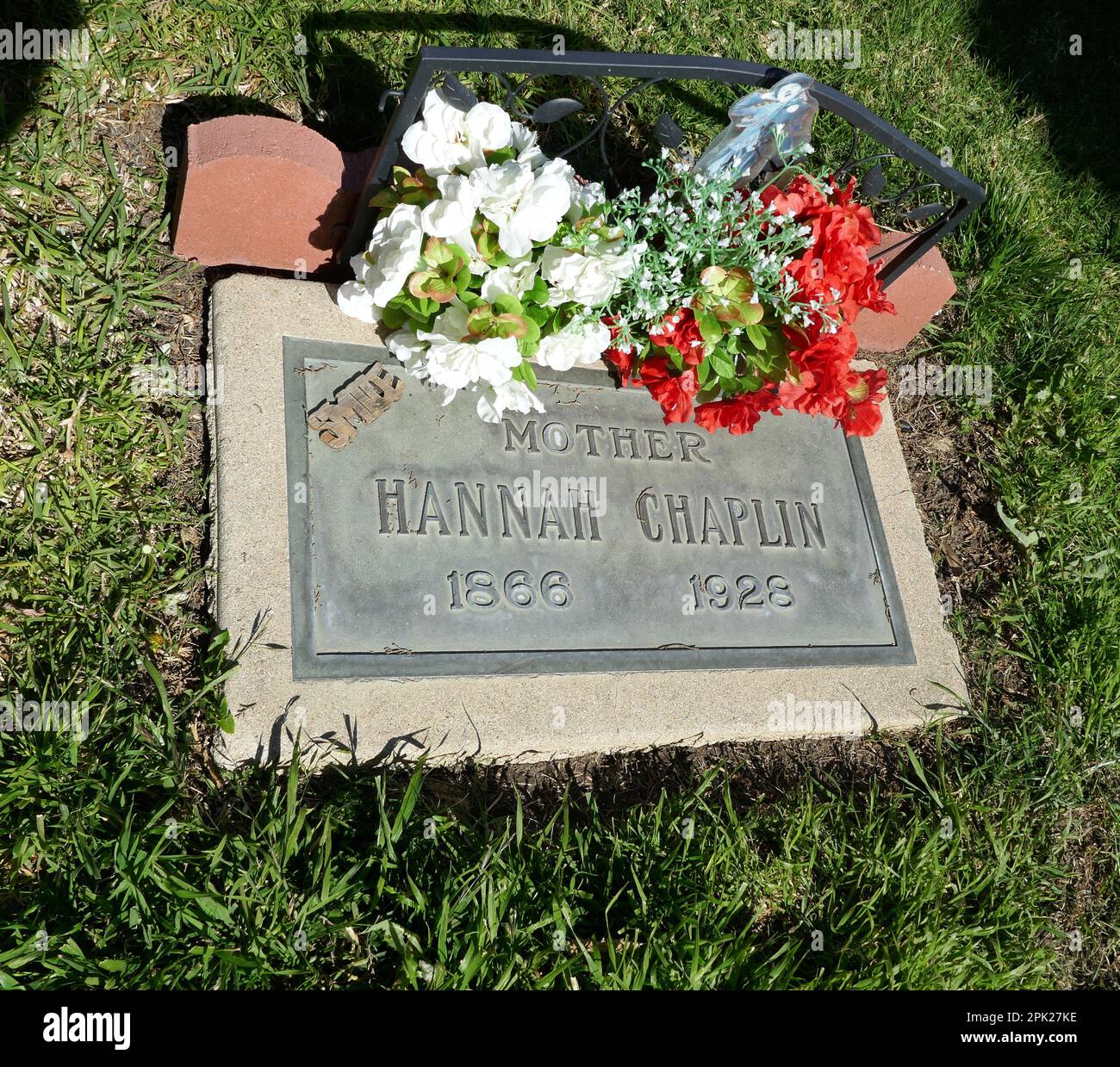 Los Angeles, California, USA 4th April 2023 Hannah Chaplin's Grave in Garden of Legends at ...