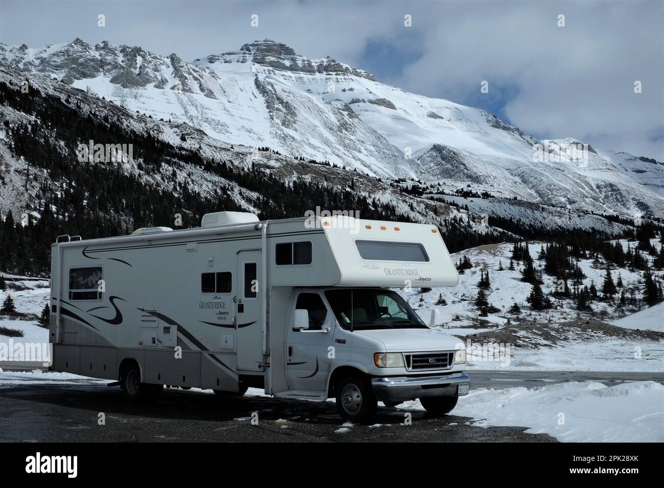 Columbia Icefield, Icefields Parkway, Alberta Stock Photo - Alamy Columbia Icefield, Icefields Parkway, Alberta Stock Photo - Alamy