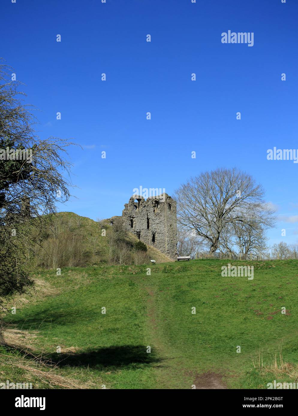 Clun castle shropshire hi-res stock photography and images - Alamy