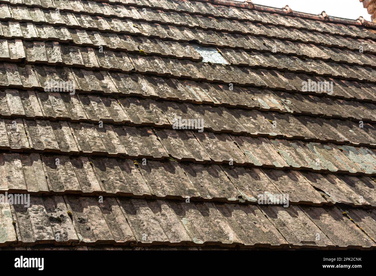 House roof apex house hi-res stock photography and images - Alamy