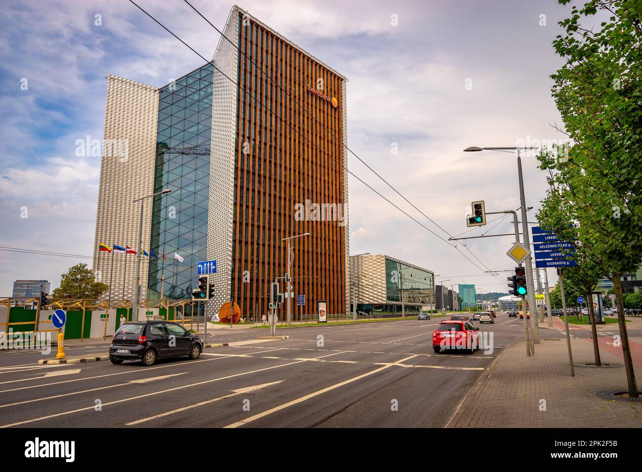 Vilnius, Lithuania - Ultra modern Swedbank building Stock Photo - Alamy