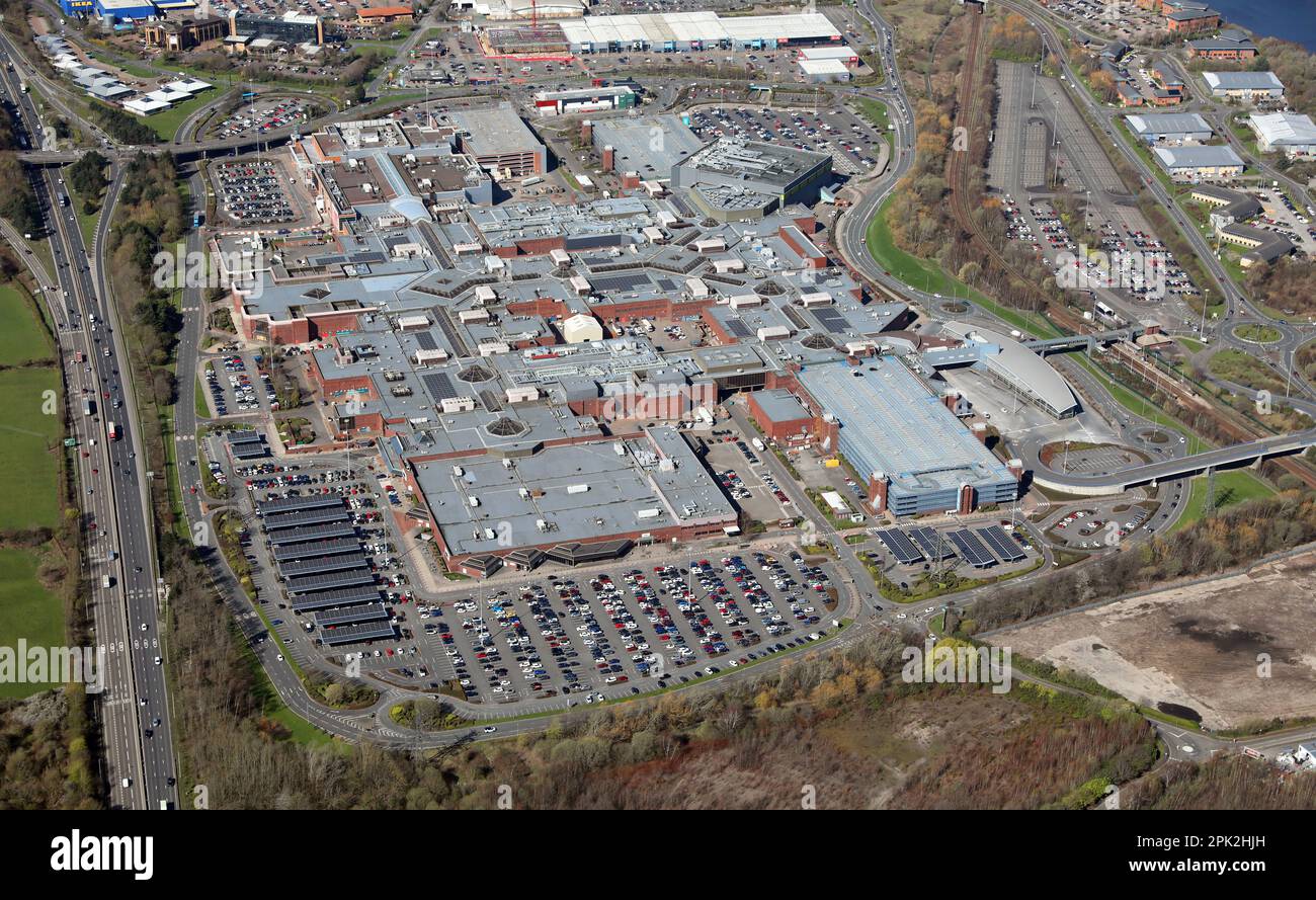 Metro centre shopping centre gateshead hi-res stock photography and ...