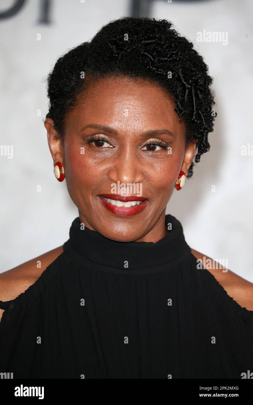 Maxine Cunliffe attends the World Premiere of "The Lord Of The Rings ...