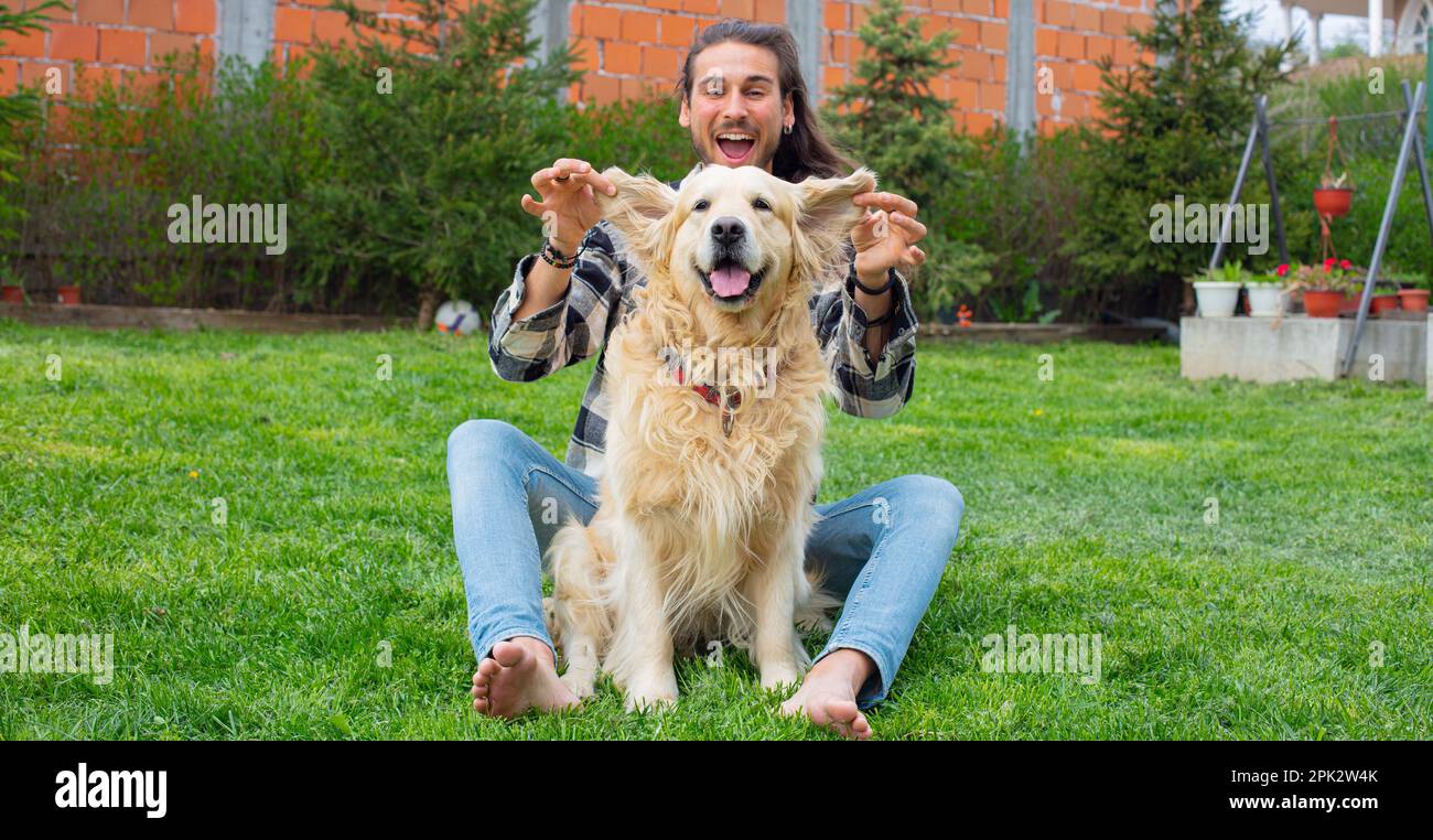 Golden retriever teeth hi-res stock photography and images - Alamy