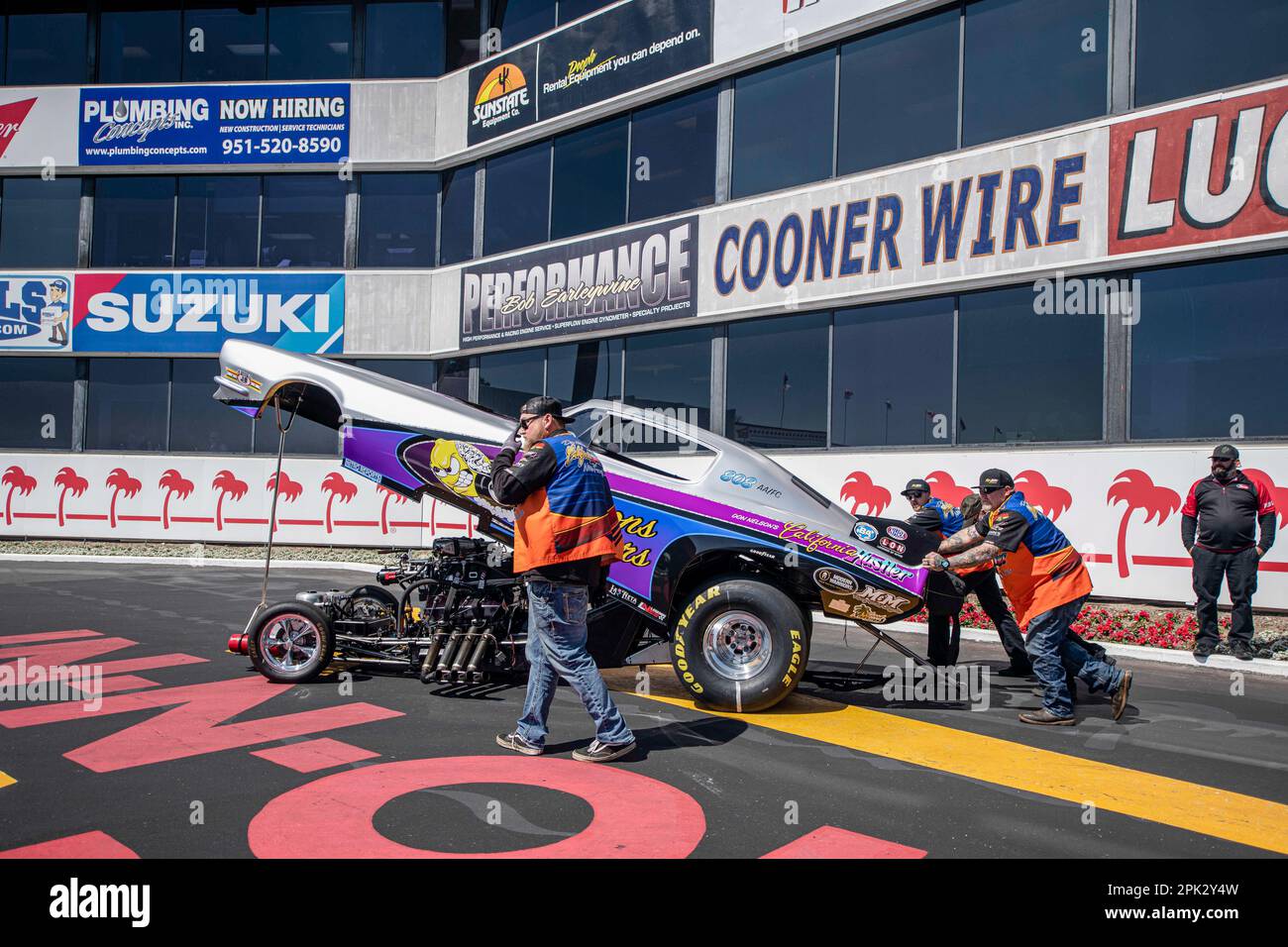 Pomona, United States. 01st Apr, 2023. Team California Hustler NFC push ...