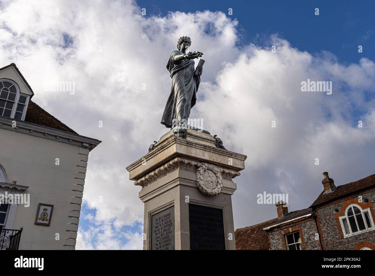 Statue, Market place, Wallingford, Oxfordshire, UK Stock Photo - Alamy