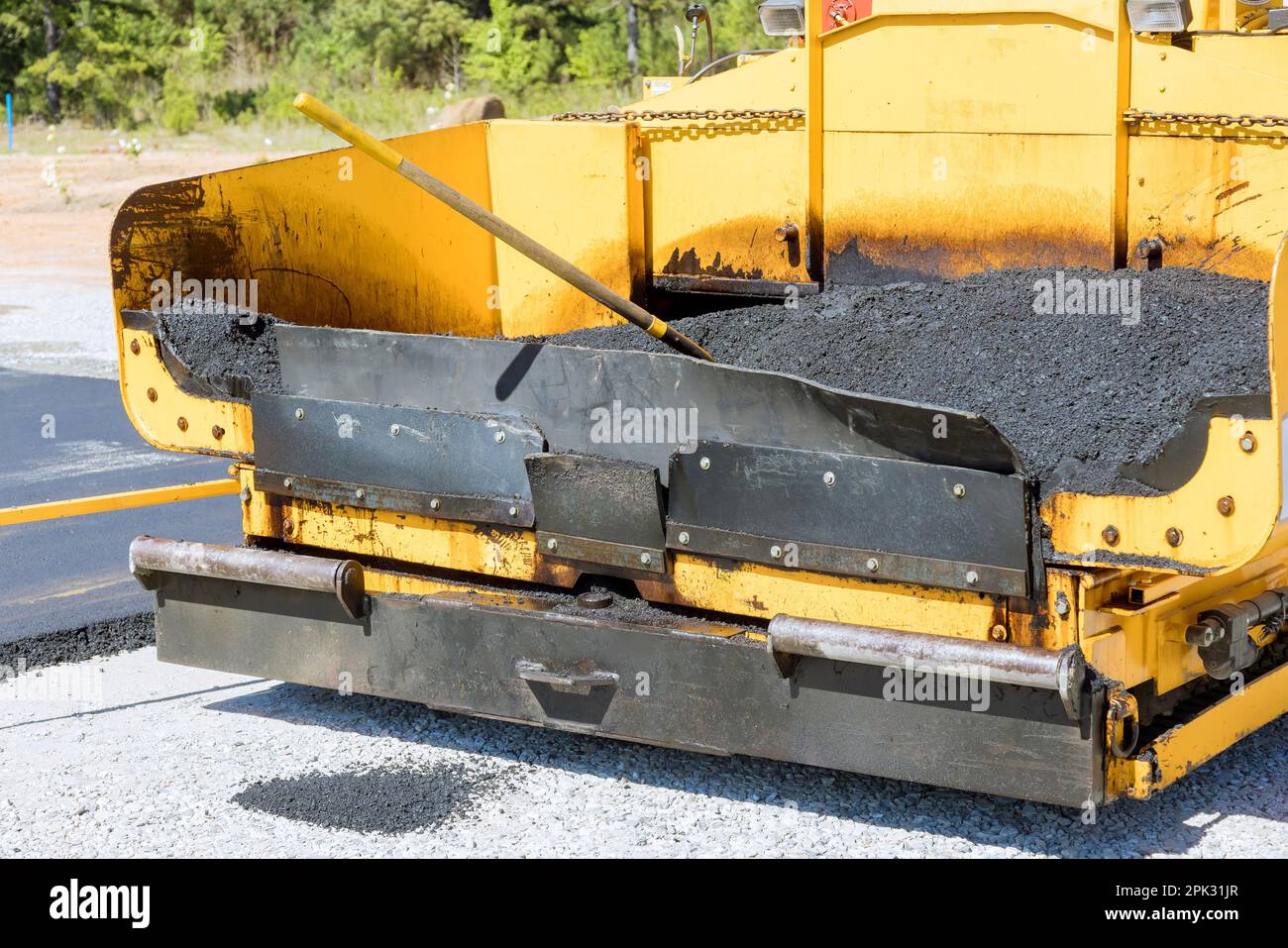 Process of asphalting road with use of asphalt special machines heavy ...