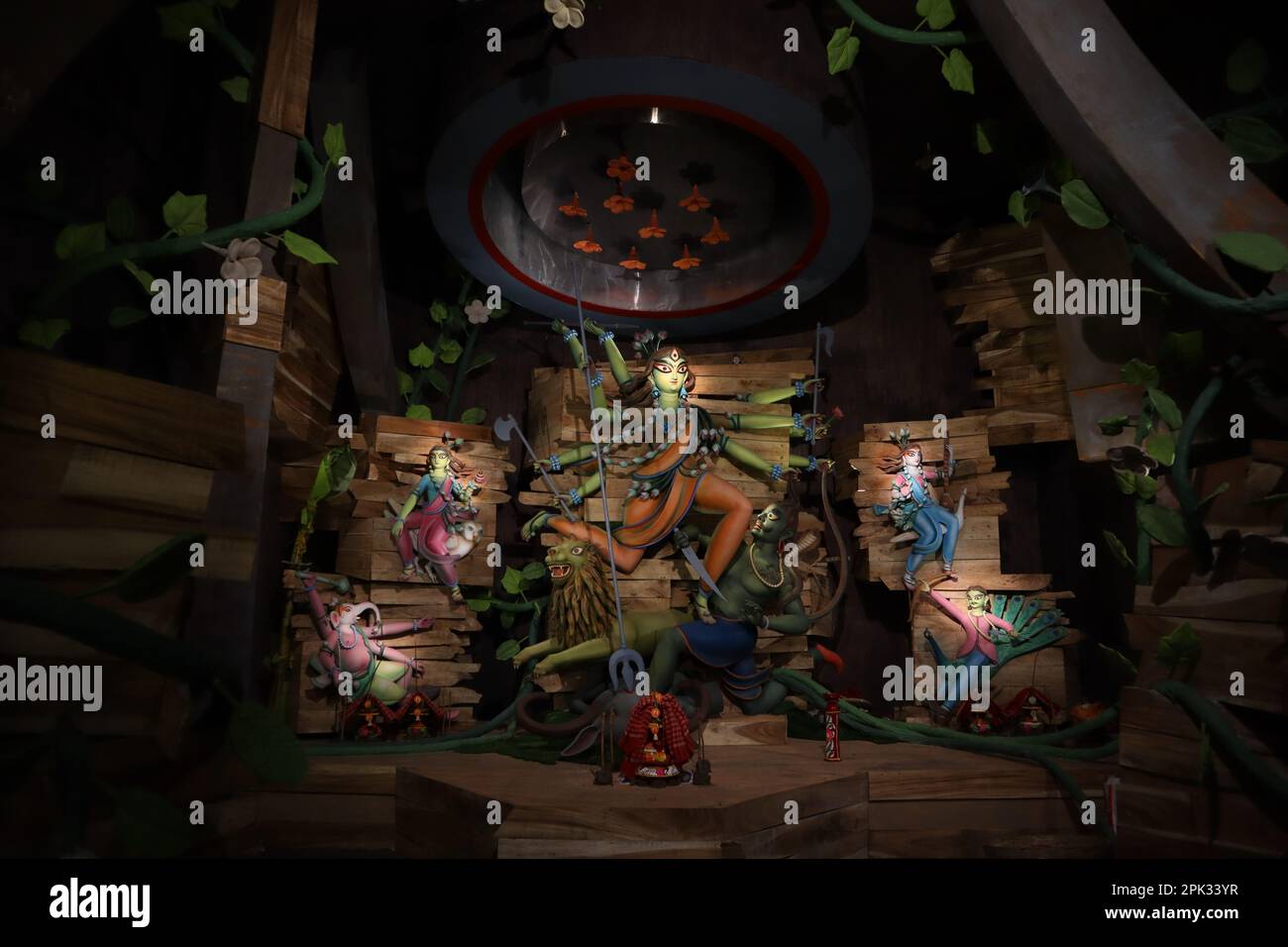 Durga Puja at Kolkata in India / Durga Puja Pandal / Pandal Hopping ...