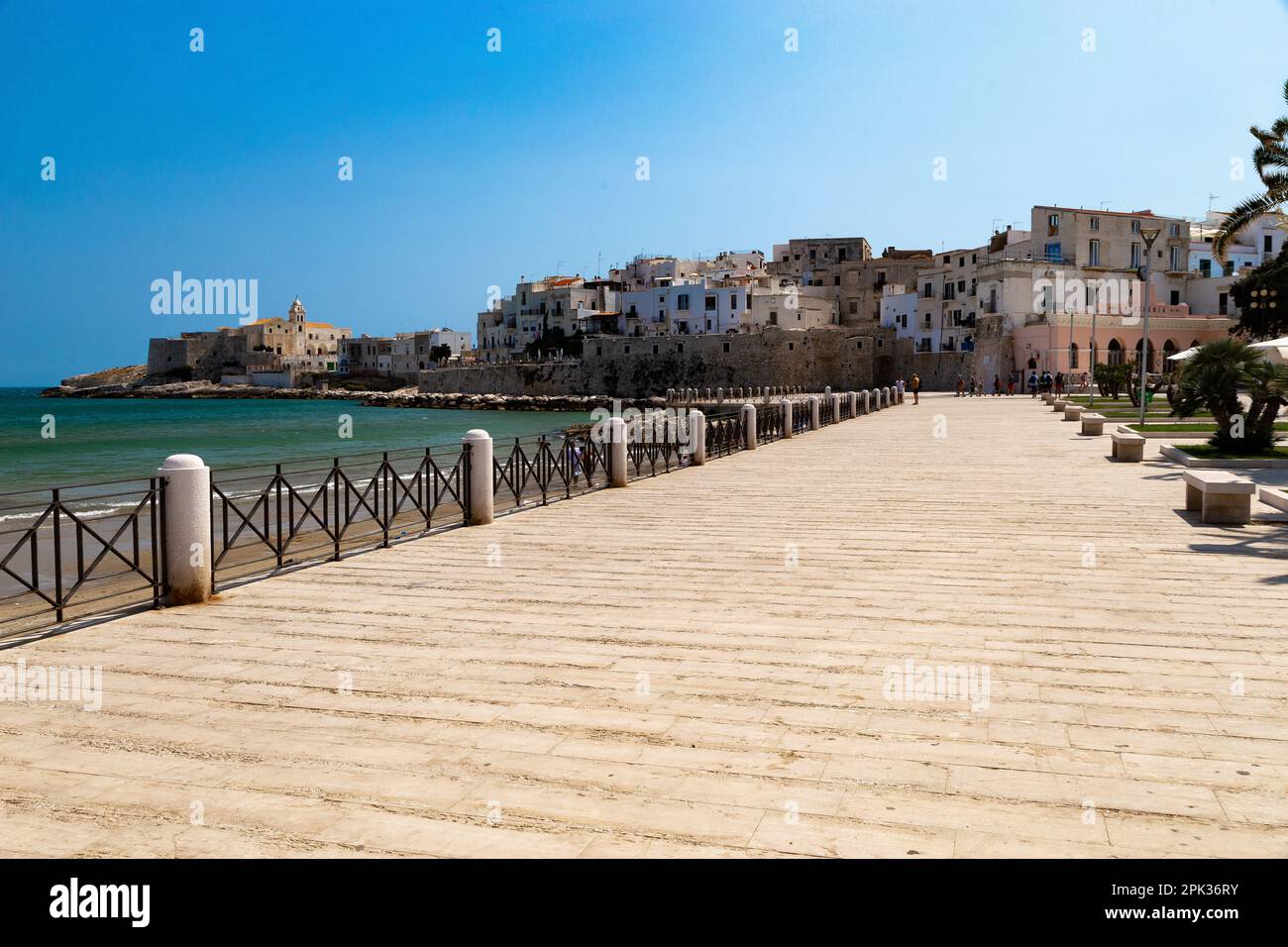 Estate puglia hi-res stock photography and images - Alamy