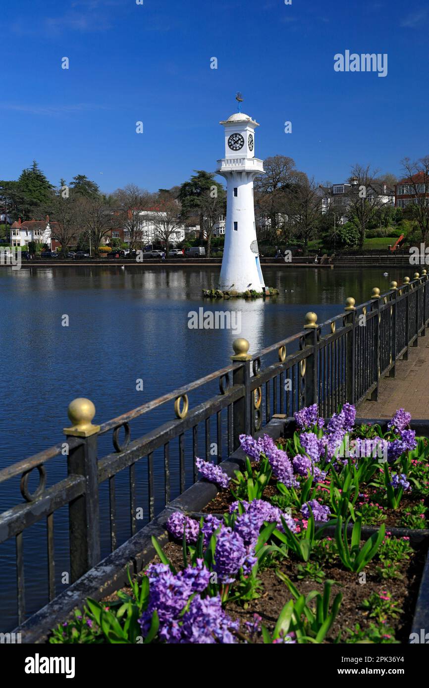 Scott Memorial Lighthouse, Roath Park Lake, Cardiff, South Wales, UK ...