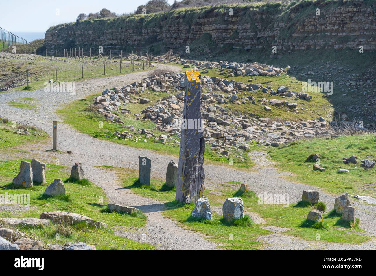 Reclaimed stone path hi-res stock photography and images - Alamy
