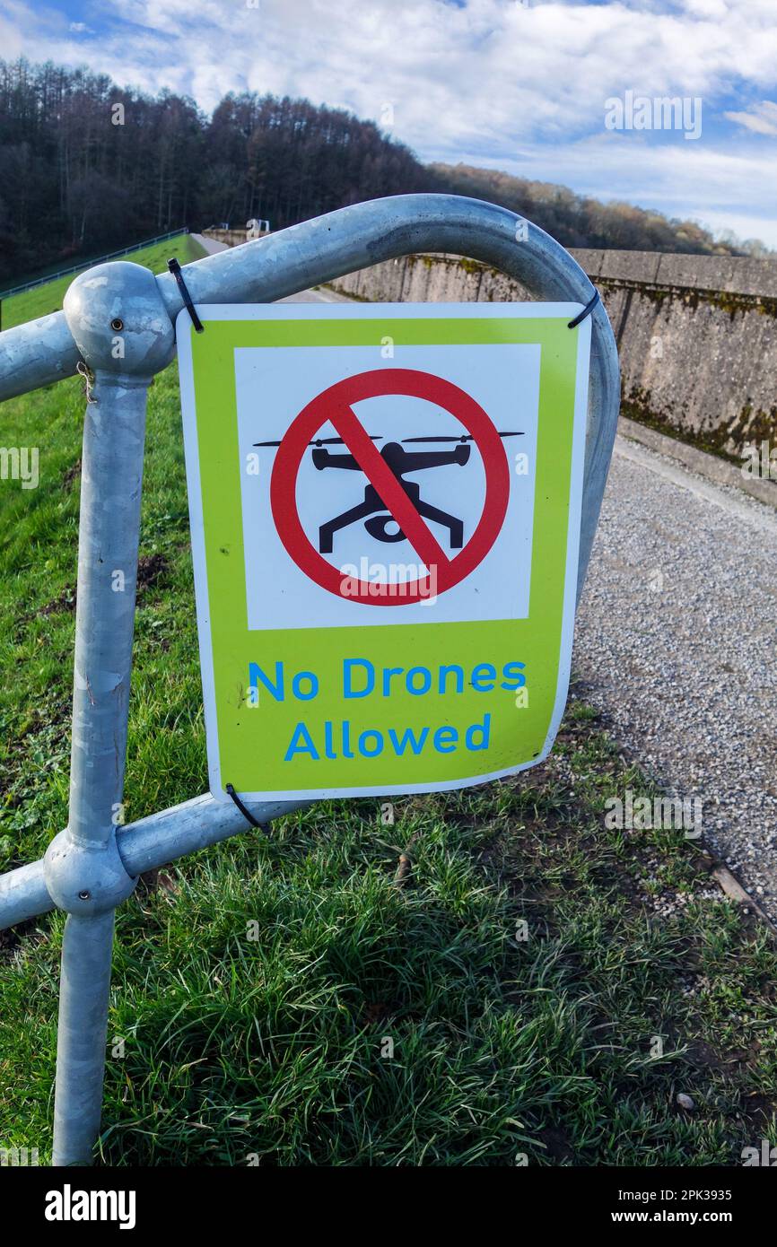 A sign saying 'No Drones Allowed', England, UK Stock Photo - Alamy