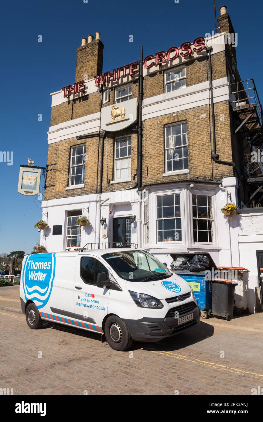 A Thames Water van parked in front of the White Cross public house and ...