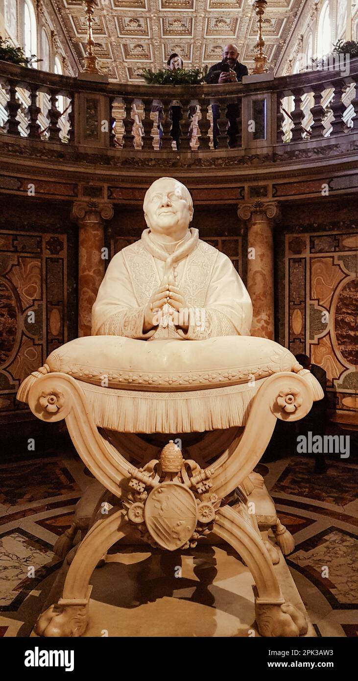 Interior of the Basilica of Santa Maria Maggiore, Pope Pius IX - Rome ...