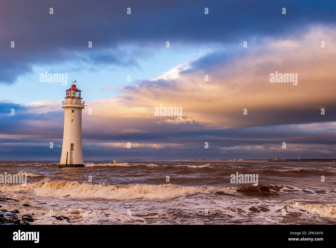 Fort Perch rock lighthouse in the river Mersey Stock Photo - Alamy
