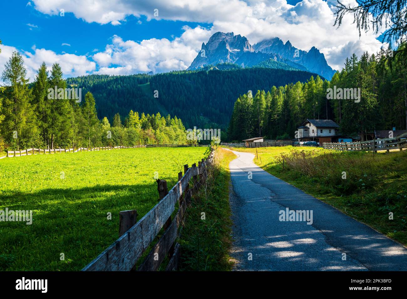 Val Fiscalina. Frame of the Sesto Dolomites Stock Photo - Alamy